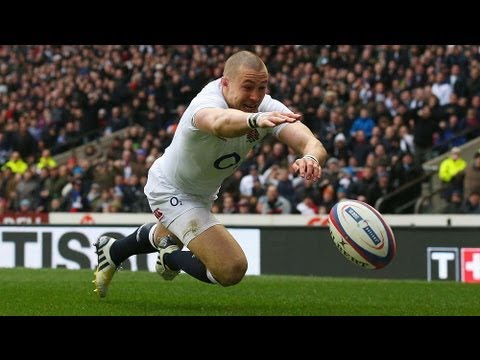 Highlights of England's 18-11 win over Italy