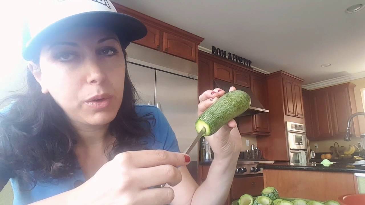 Kusa / Kousa Mahshi - How to Carve / Core Squash - stuffed Zucchini ...