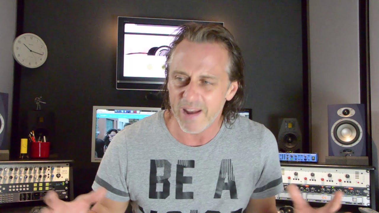 Here is what Howie Fiddy thinks about The VoiceOver Network - YouTube