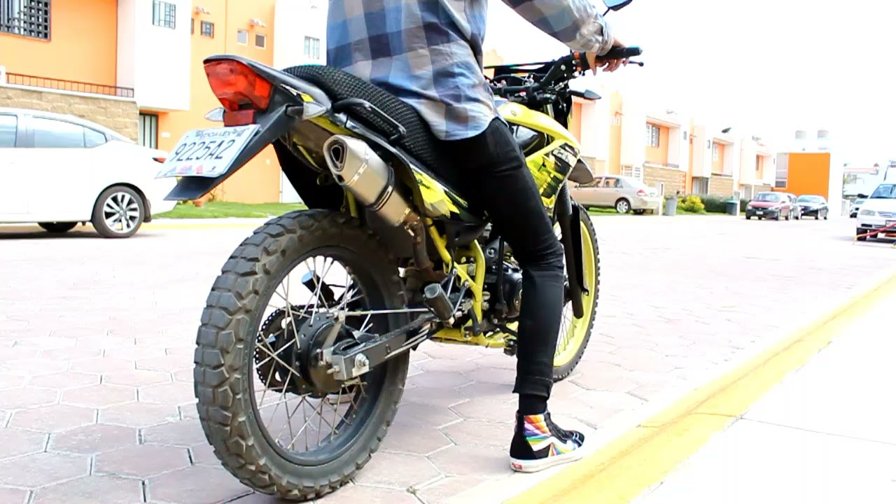 Dm 200 con escape modificado - YouTube