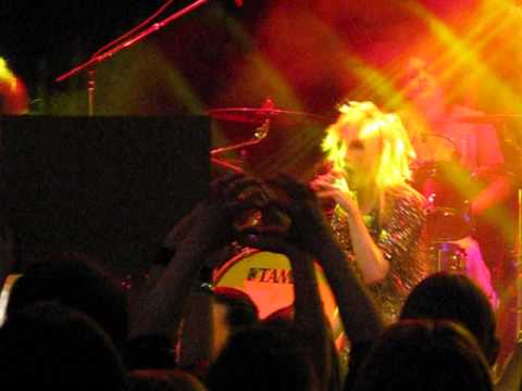 Yohio - Revolution (Minus 30, Luleå) - YouTube