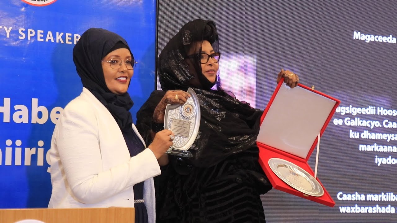 Guddoomiye Sacdiya Yaasiin oo Abaal Marin Qaali ah Gudoonsiiyay Marwo ...