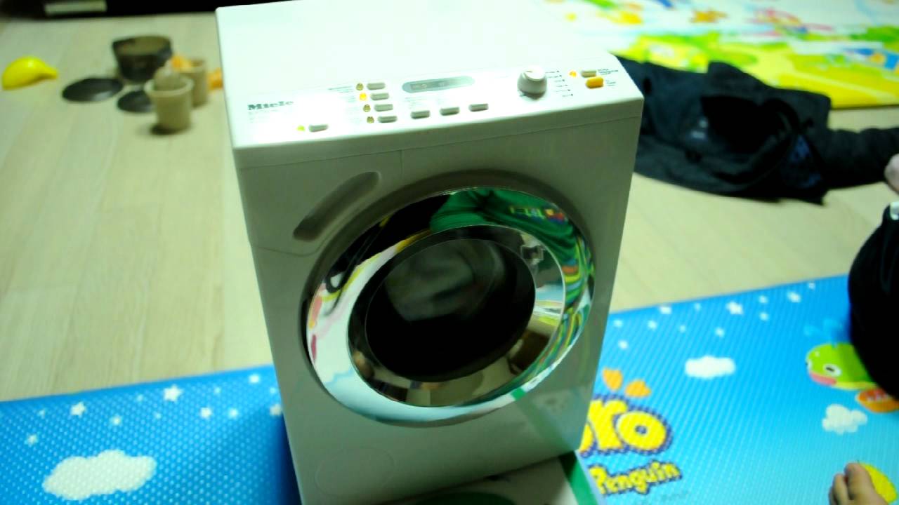 Theo Klein Miele Washing Machine Ages - YouTube