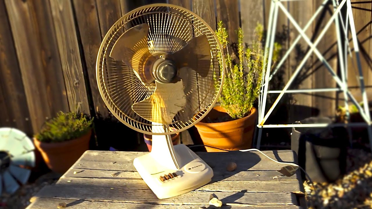 Vintage Sanyo Table Fan Destruction - YouTube