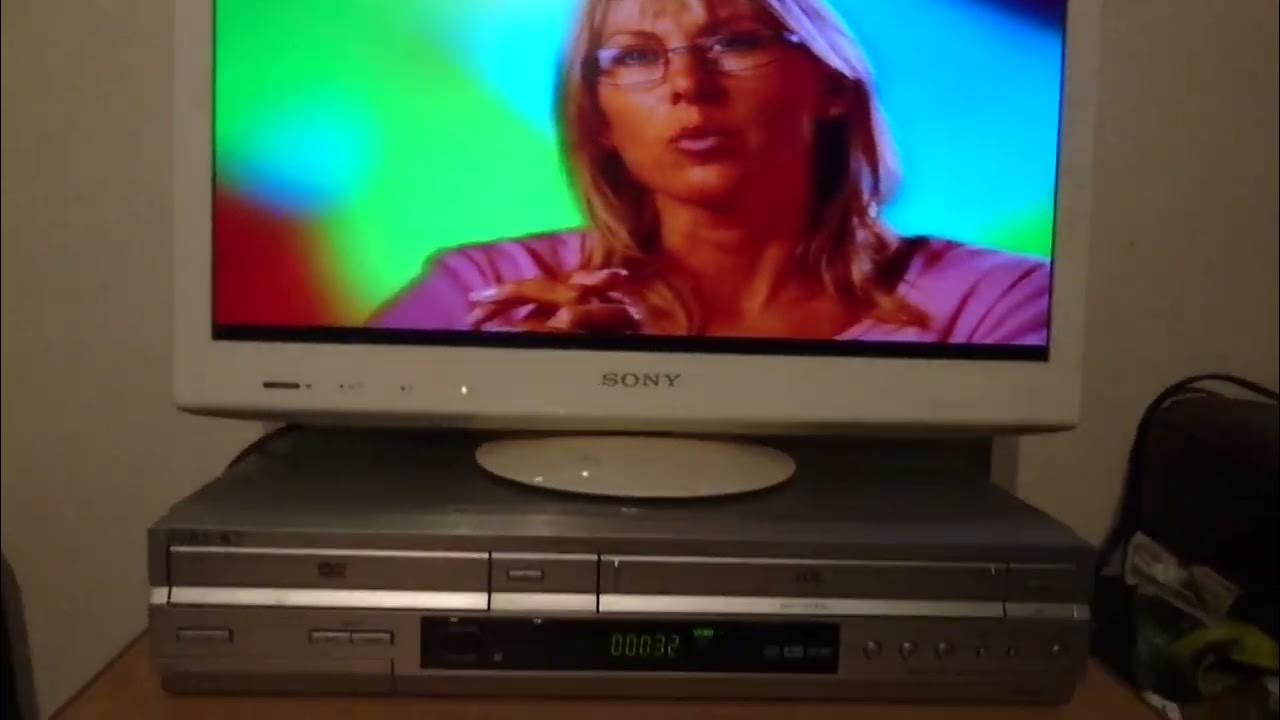 Sony SLV-D930 DVD Player and VHS Player/Recorder - YouTube