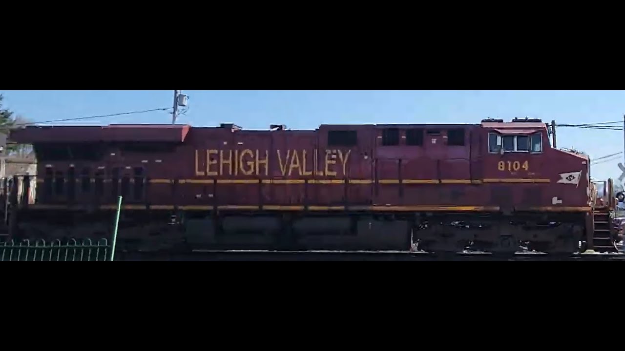 Lehigh Valley Heritage Unit Leads on the Reading Railroad Lehigh Line ...