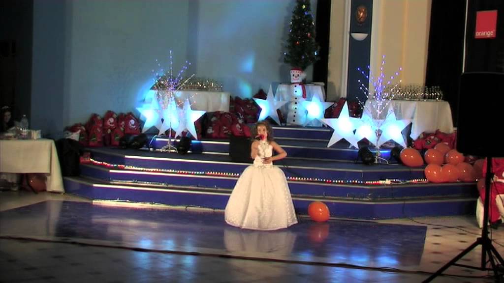 Andreea Aldea Craiasa ghetii Premiul 1 Festival Stelute de iarna - YouTube