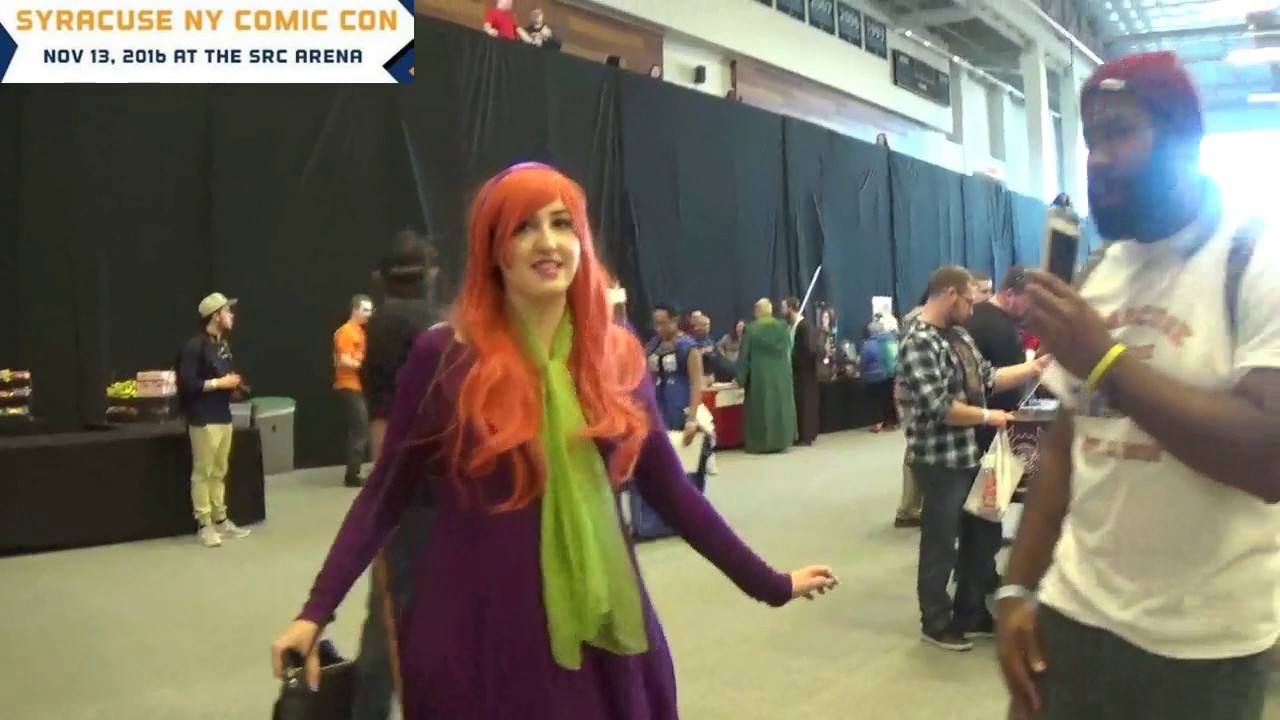 Syracuse Ny Comic Con Daphne Cosplay Interview - YouTube