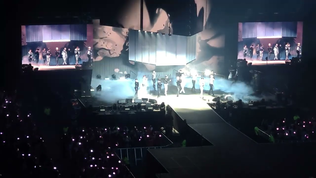 20220903 Shadow - SEVENTEEN Be The Sun World Tour in Toronto - YouTube