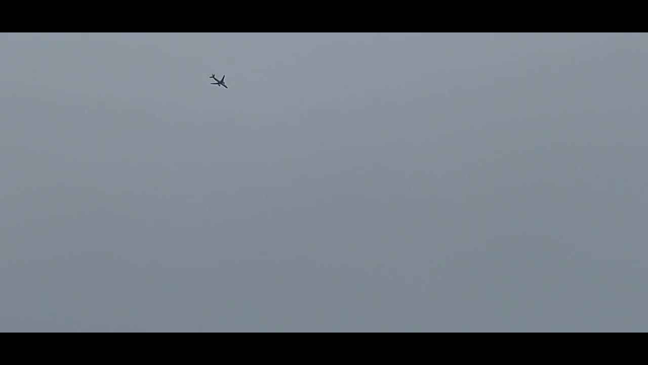 China Eastern Airlines Boeing 777-39P (MU587, B-7349) landing to JFK ...