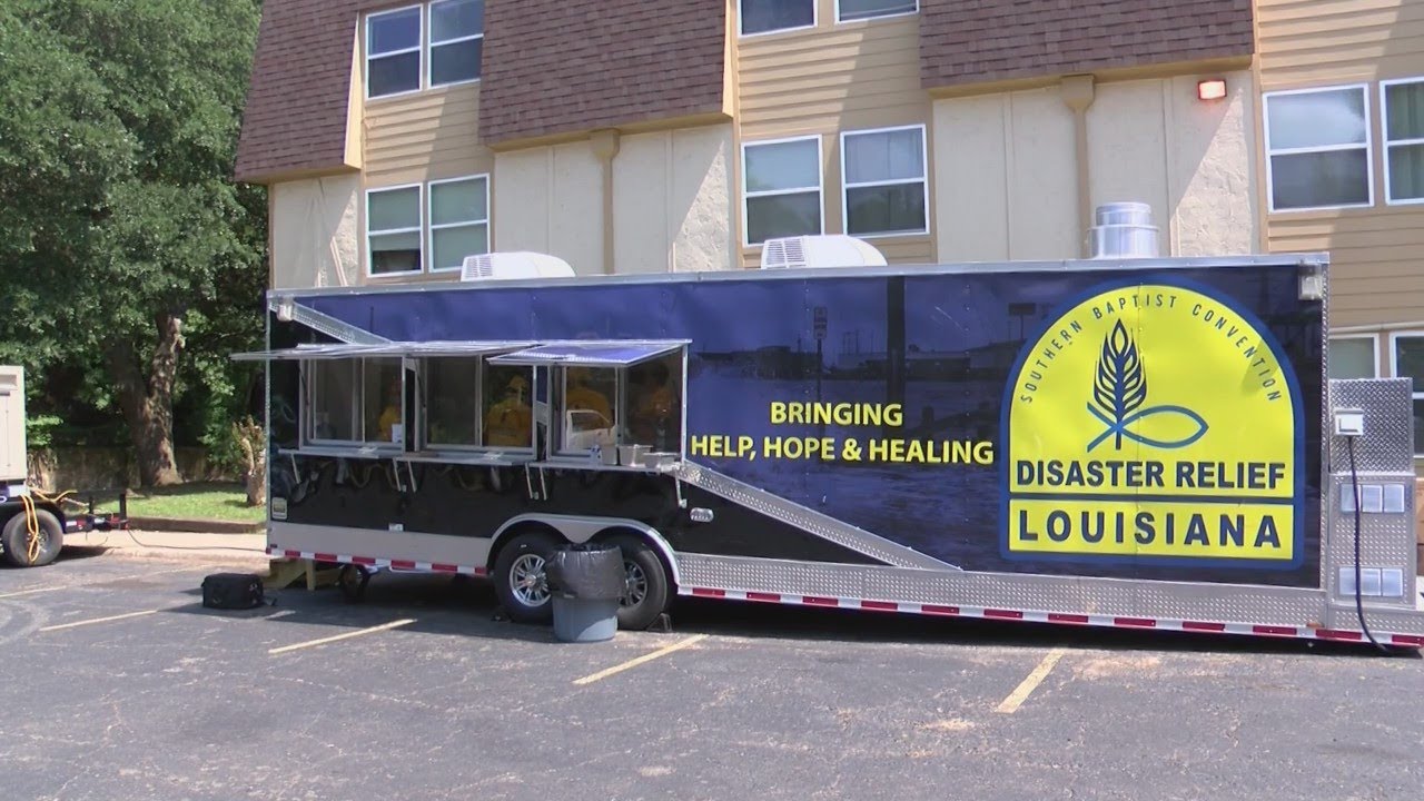 LA Disasters relief serves over 500 meals during the aftermath of a ...