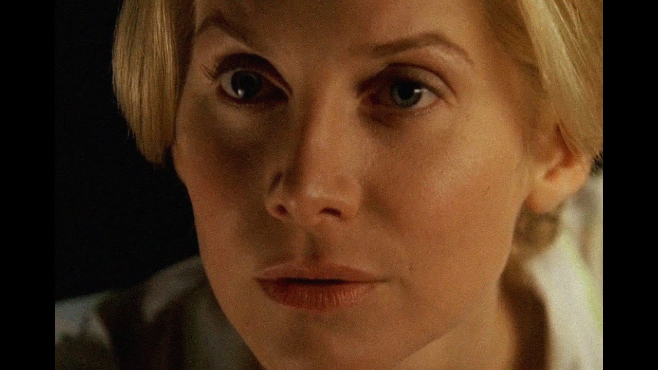 Juliet Burke - 35 - Juliet sees Alex helping Kate and Sawyer - LOST ...