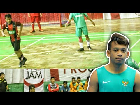 Ardiansyah runtuboy futsal skill - YouTube