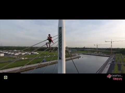 Türk bayragi böyle dalgalandirilir Gelsenkirchenden selamlar