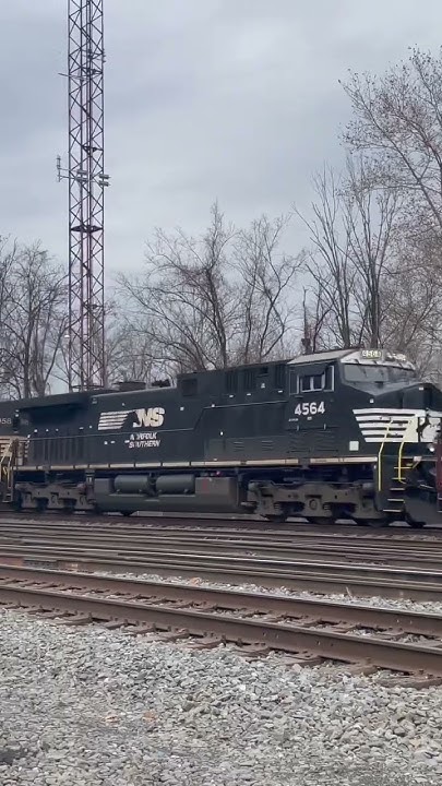 Norfolk southern Abrams yard grade crossing - YouTube