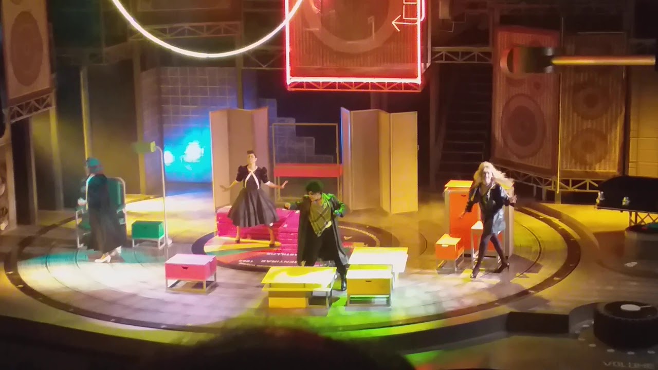 Mentiras el musical Debut Aitza Terán - YouTube