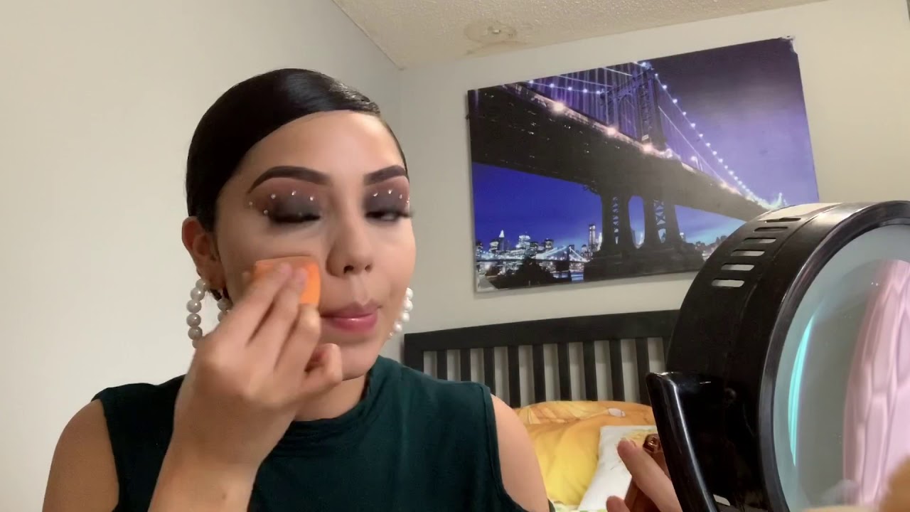MY FIRST MAKEUP TUTORIAL 🥰 - YouTube