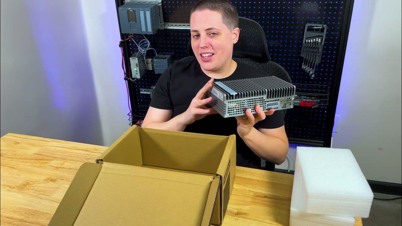 Siemens Unboxing | SIMATIC IPC520A Tensorbox - YouTube