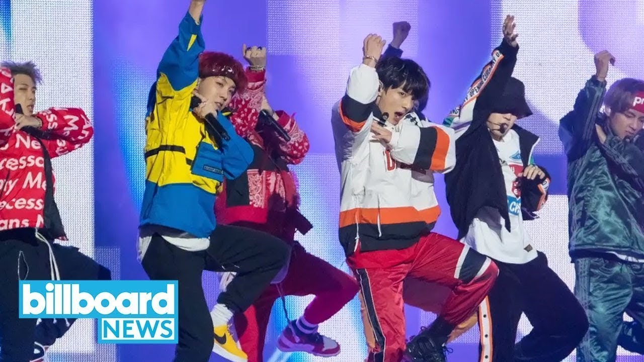BTS Stops By 'Ellen' to Perform 'Mic Drop' | Billboard News - YouTube