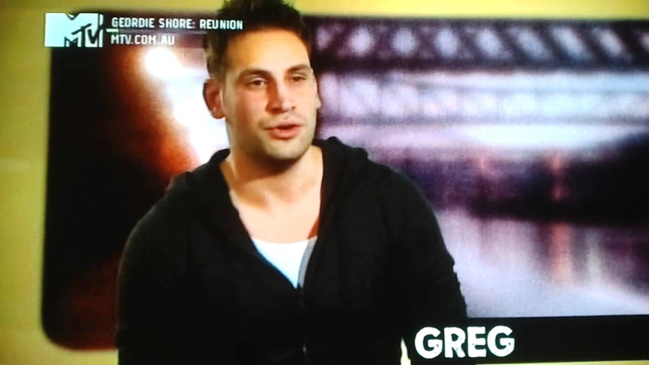Greg leaves Geordie Shore - YouTube
