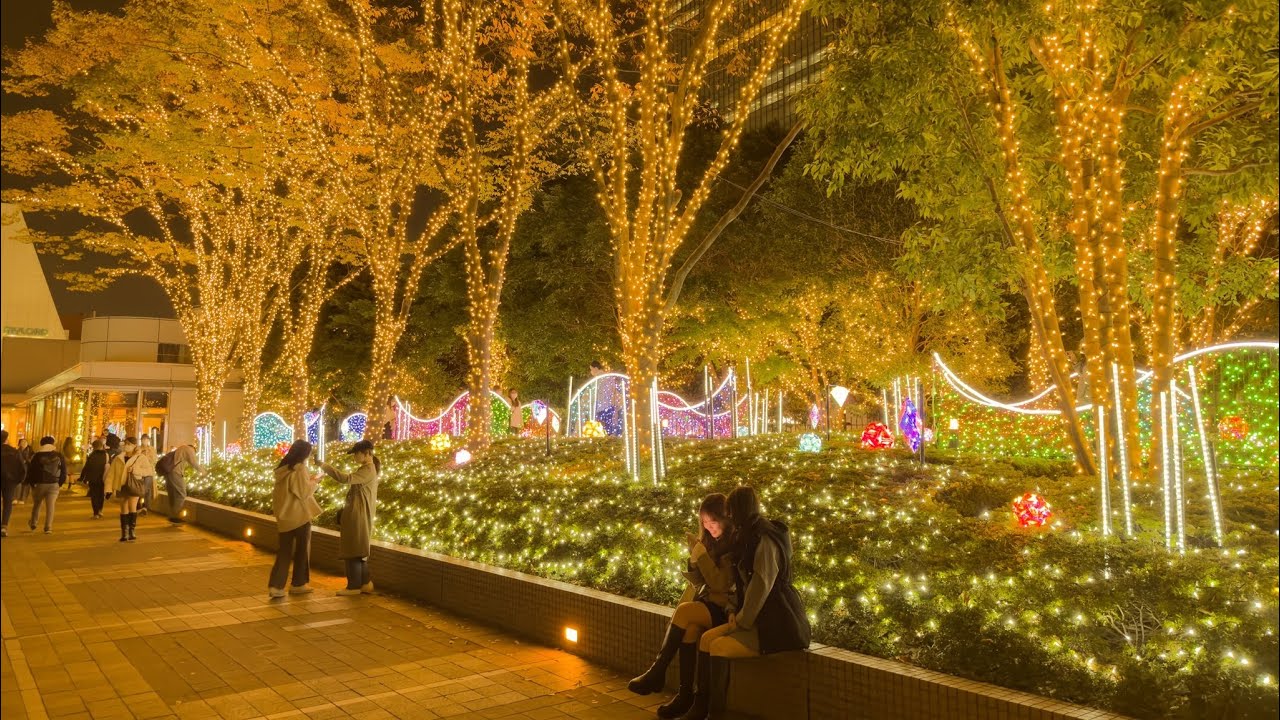 Illumination Walk in Shinjuku, Japan's No.1 Department Store ...