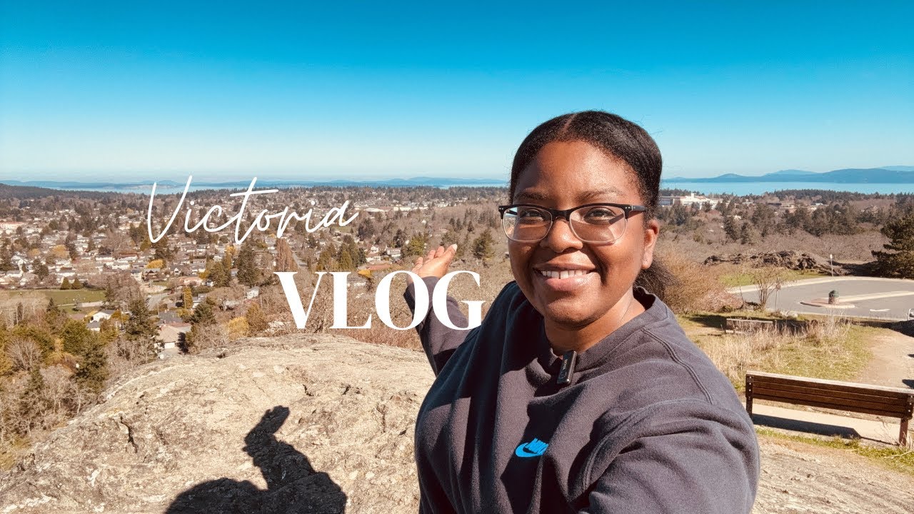 Victoria Vlog: Exploring Mount Tolmie, Finlayson Garden & Mystic Vale ...
