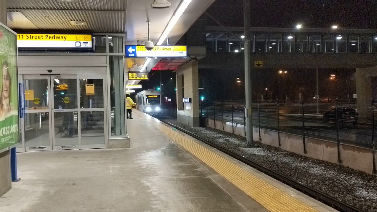 Edmonton Transit Service LRT - YouTube