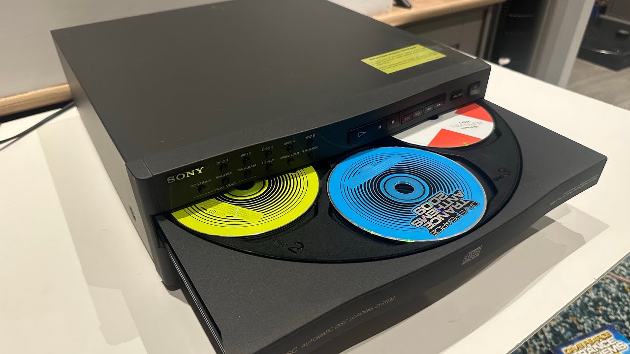 Sony Stackable 5 Disc COMPACT DISC PLAYER CDP-C322M Demo - YouTube