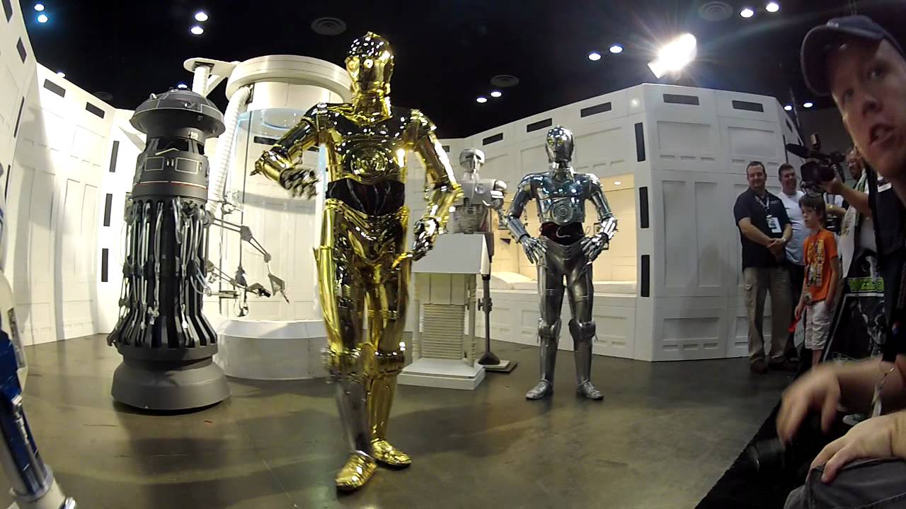 Droids at Celebration VI - YouTube