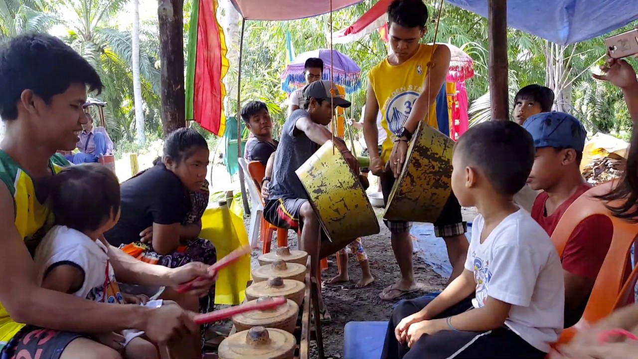 Kulintang - YouTube