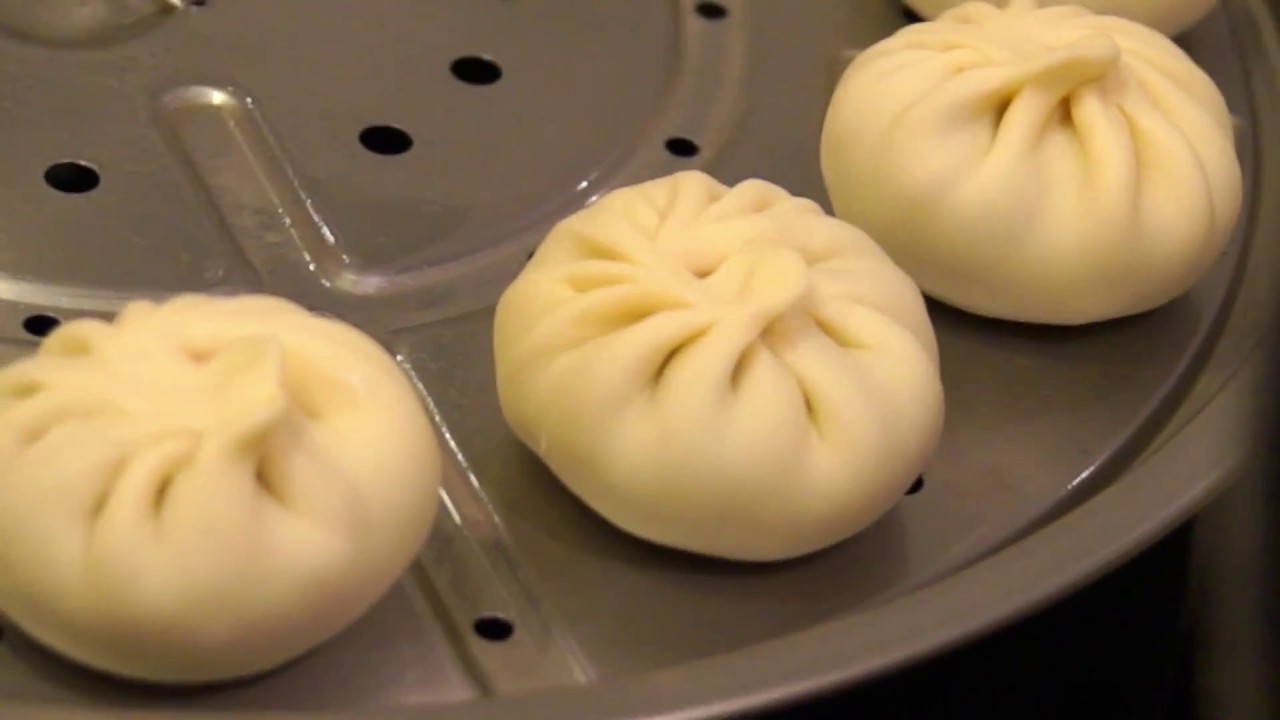 How to wrap/fold Momo (Dumpling): Kathmandu Style recipe - YouTube