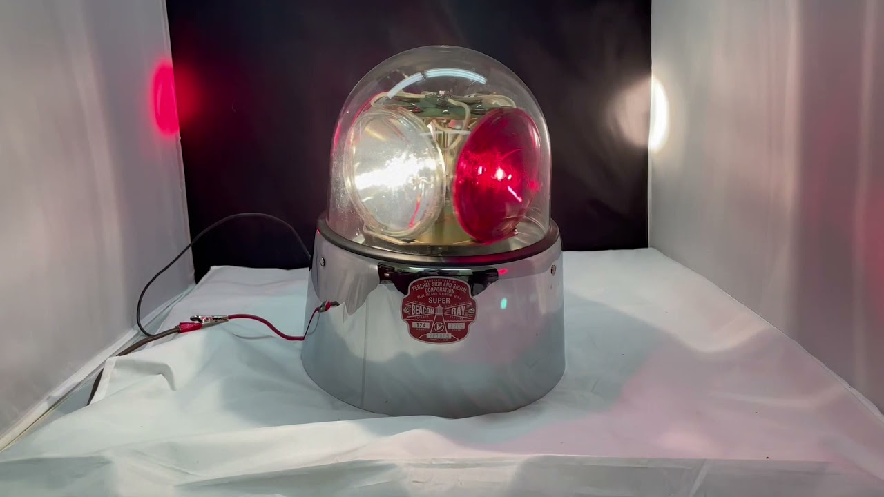 Federal Model 174 Oscillating Emergency Beacon - YouTube