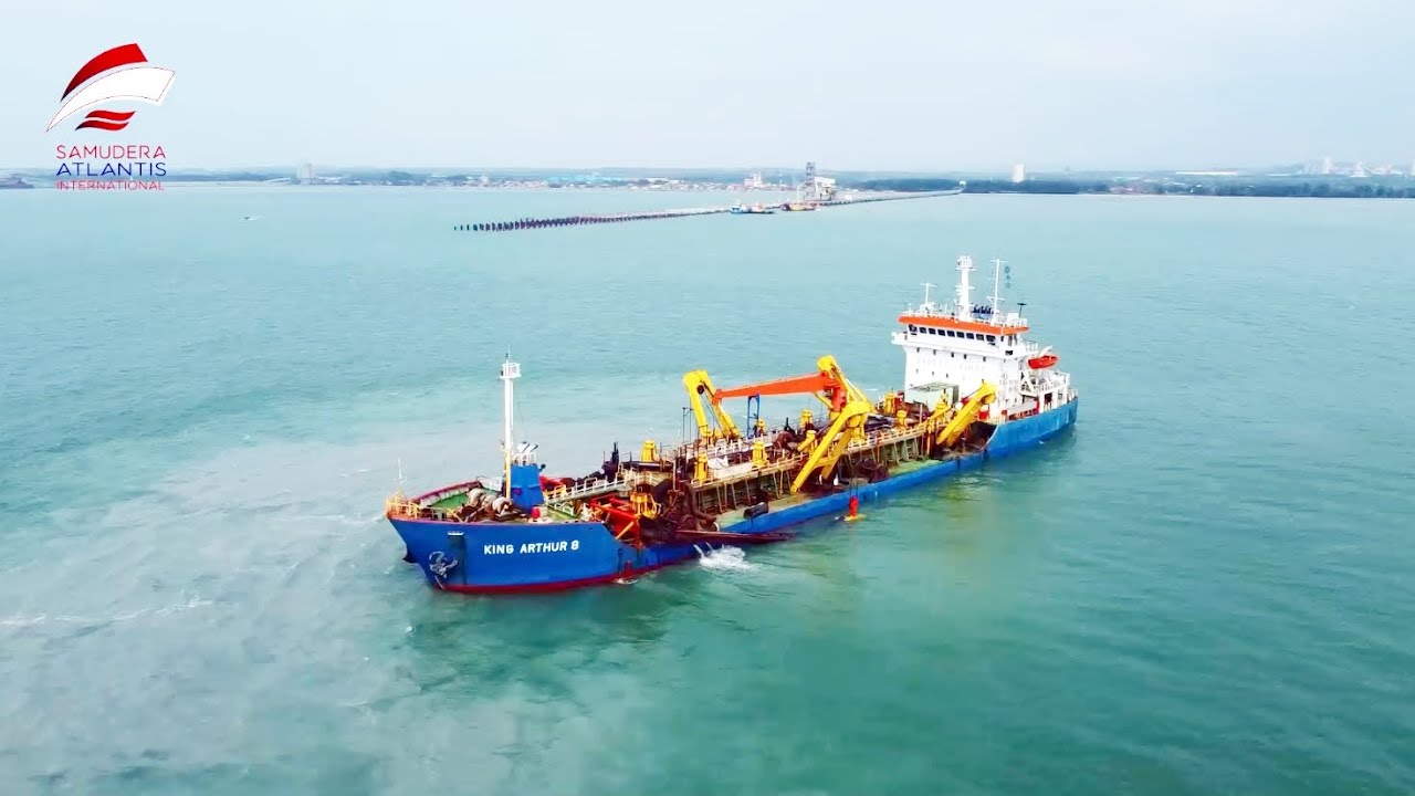 Dredging Work for Upgrading Tuban Jetty Project PT Solusi Bangun ...