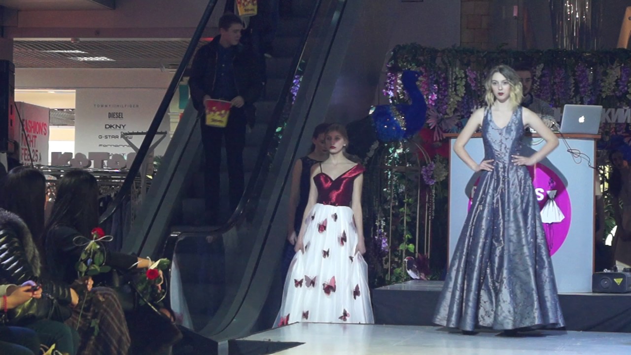 PODIUM & TEFFI MODELS 25 Feb '17. Fashion's Night. - YouTube