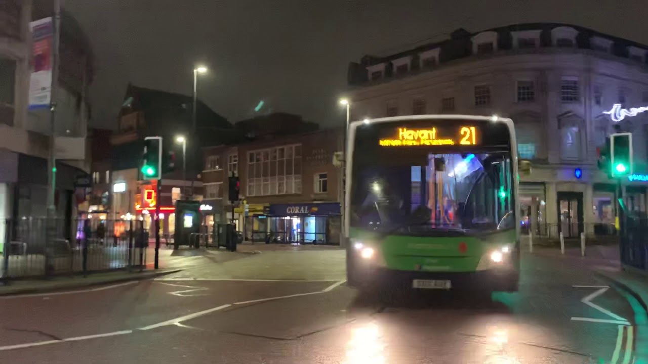 Stagecoach Bus Route 21 passing though Portsmouth city centre - YouTube