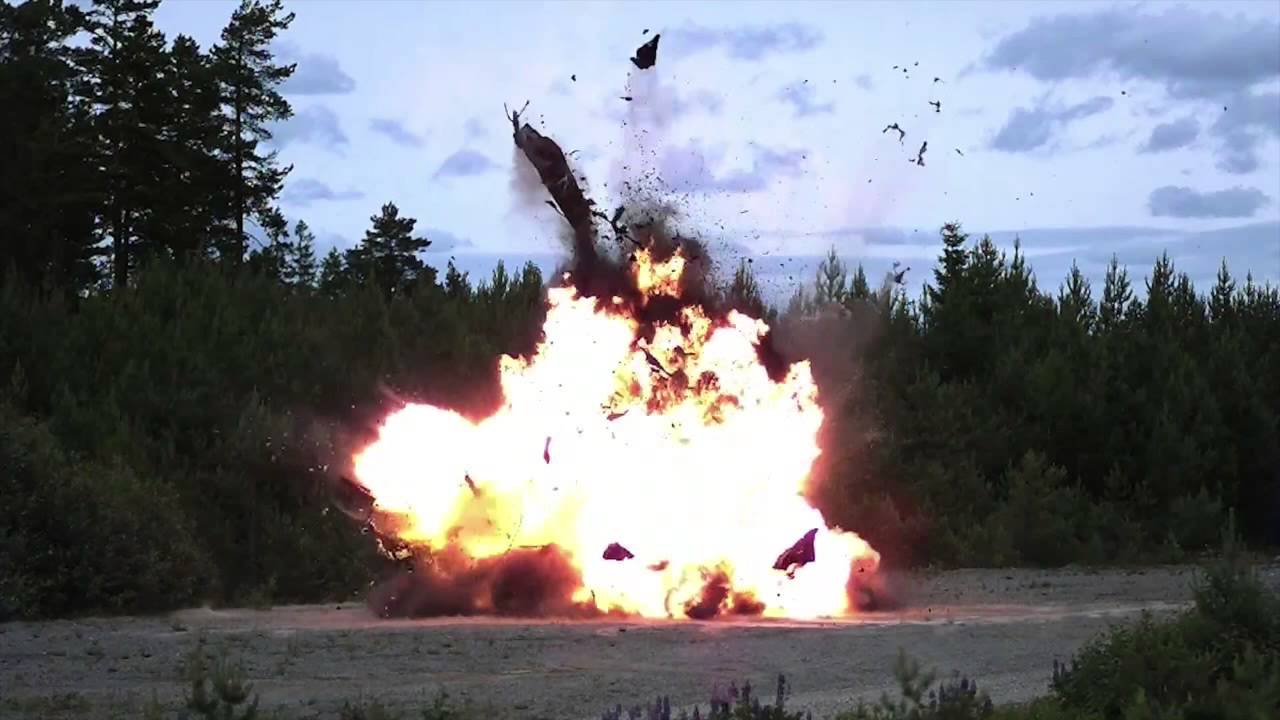 Bomb Chamber with TNT from Dynasafe - YouTube