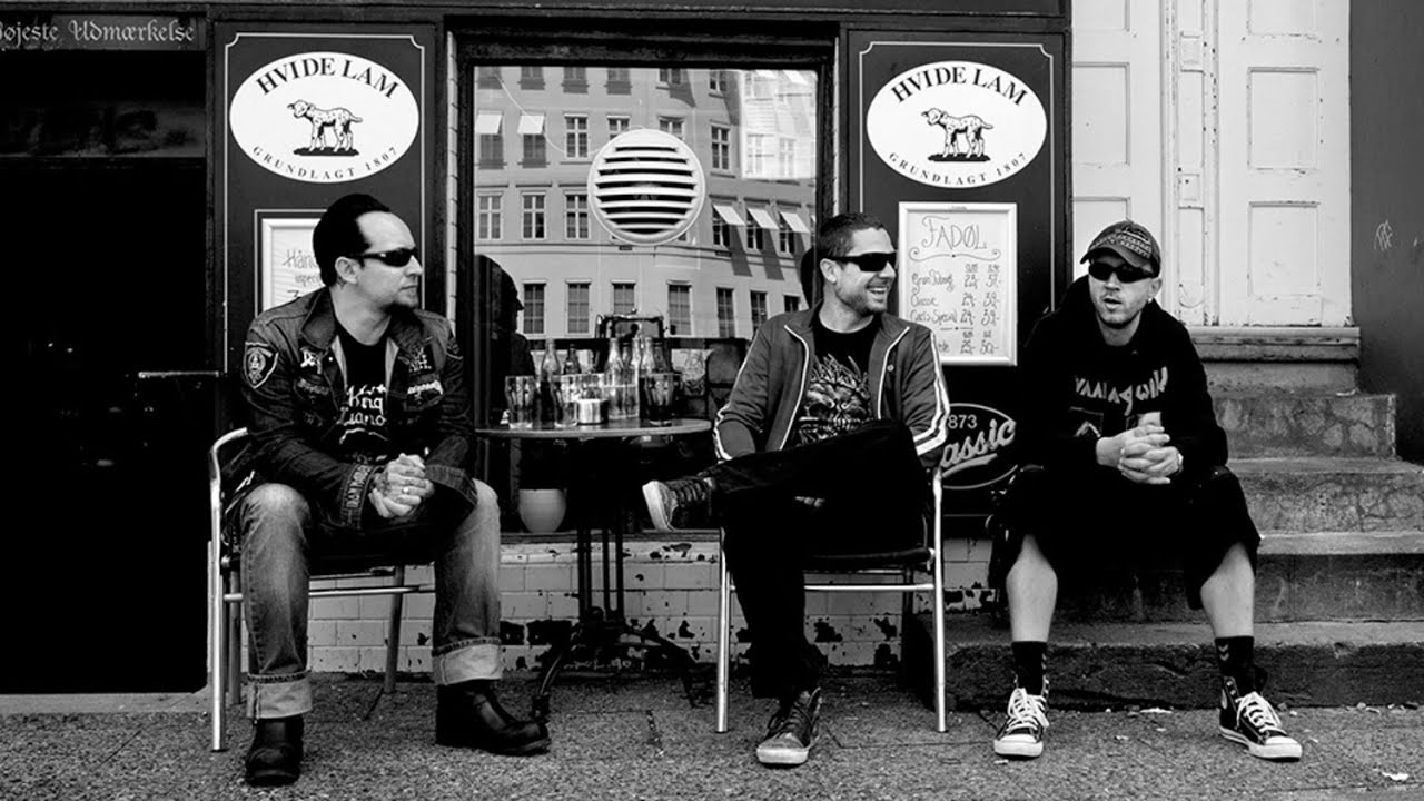 TBFTV Jon Larsen Drummer of Volbeat 7-4-12 - YouTube