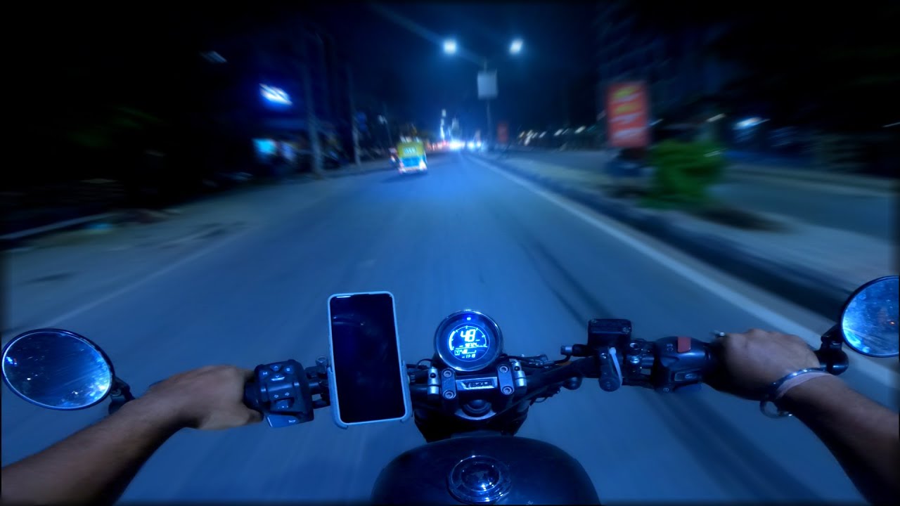 4K Night Ride | Soothing Engine Sound | Yezdi Roadster - YouTube