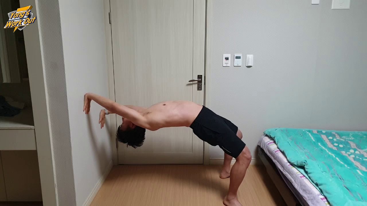 Convict conditioning Reboot 21 Wk Fri - Hip level wall walking bridge ...