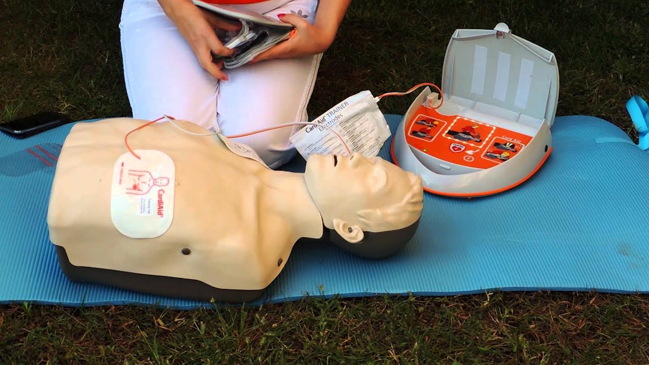 Introduction How to Use CardiAid (English subtitles) - YouTube