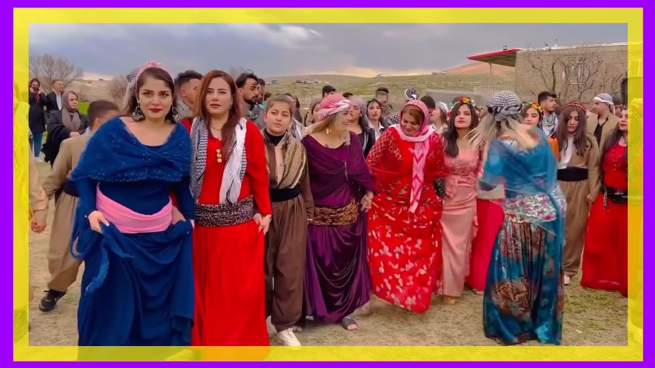 Beautiful dance of Kurdish girls - YouTube