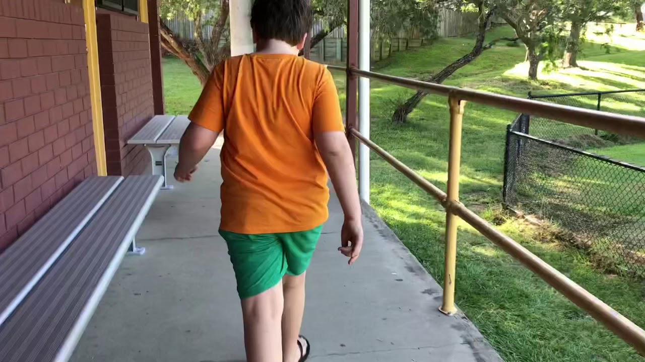 Daniel Budden - Triangle (Official Music Video) - YouTube