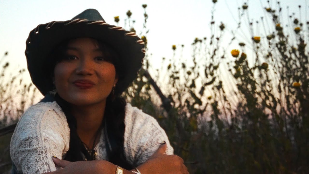 Christabelle Marbun - Rosie Got Away! (Lyric Video) - YouTube