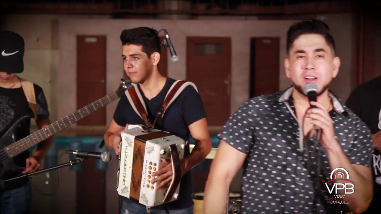 El Bebeto / 'TU ENAMORADO' (en vivo) - YouTube