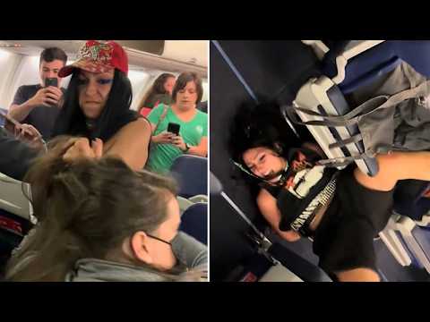 When Rude Plane Passengers Mess With The Wrong Fliers!