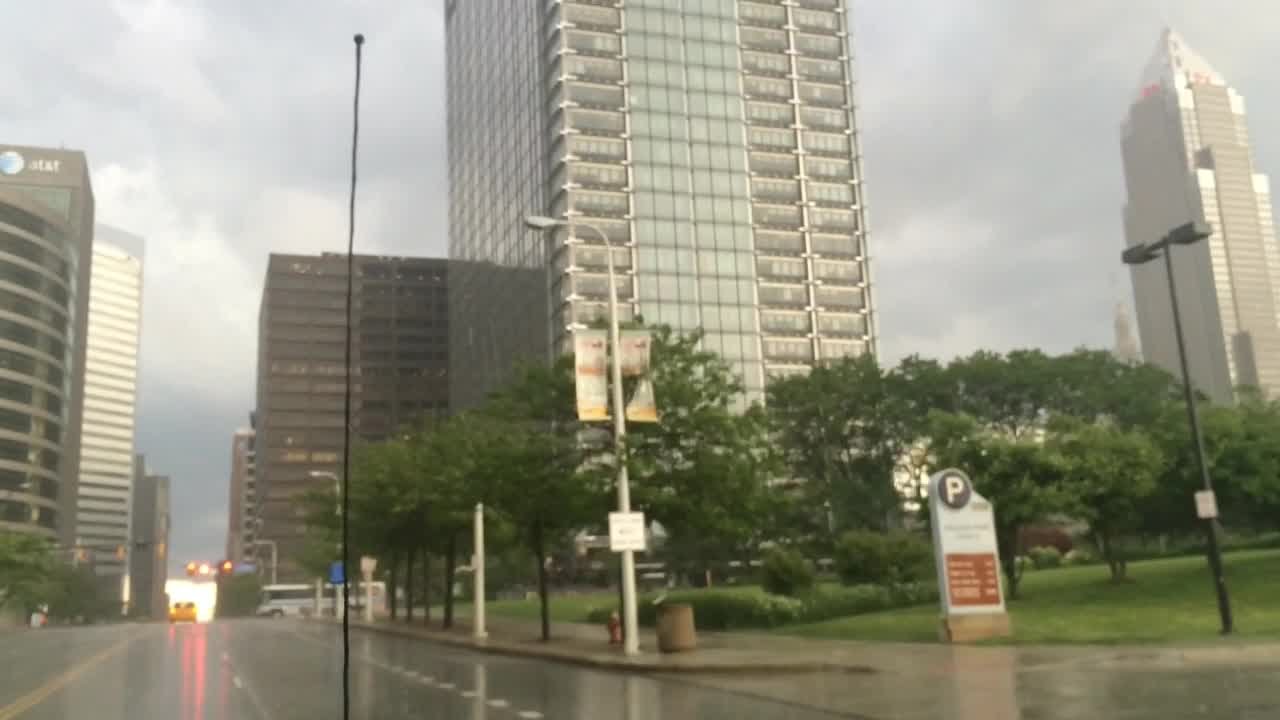 Rain comes down in Cleveland as storms move into Northeast Ohio - YouTube