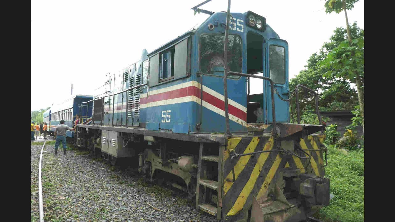 Costa Rica Banana Route Train - YouTube