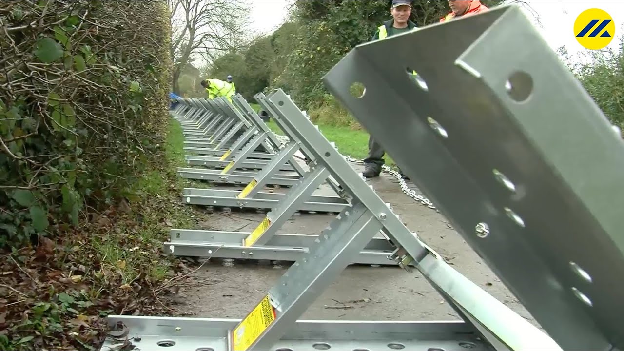 Oxford Flood Prevention: Geodesign Barriers deployed - YouTube