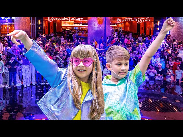 Diana and Roma at Riyadh Toy Festival & At Shop Qatar - Meet & Greet vlogs - Videos For Kids