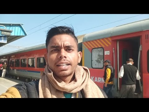 Delhi Pathankot Sf Express || Delhi to Amritsar || Train no.22429 - YouTube